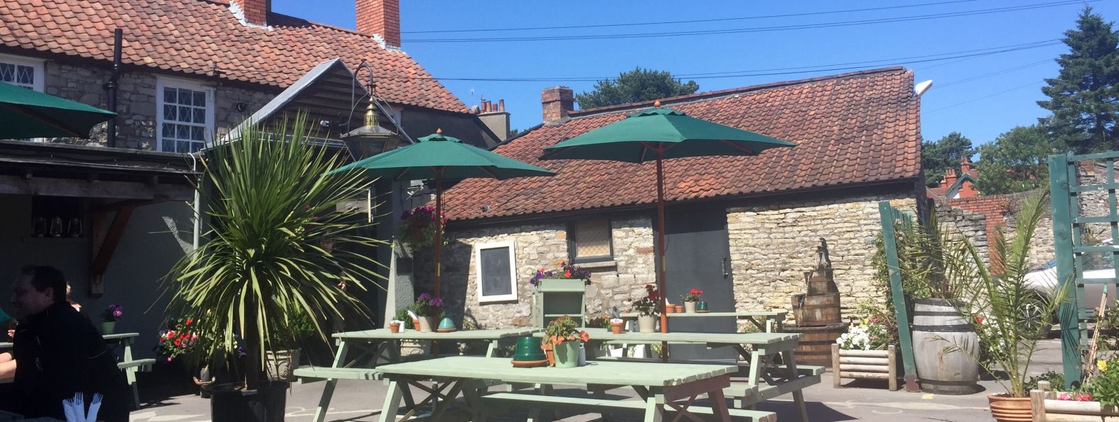 The Swan Hotel - Almondsbury, Bristol - Sunday Roast in Bristol